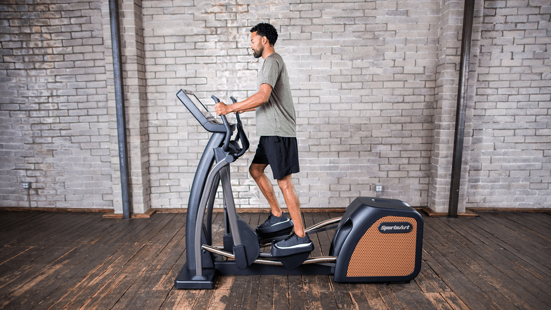SportsArt E876-16 Elliptical